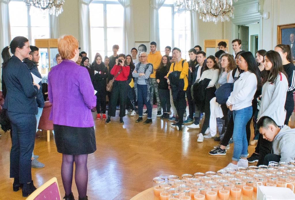 Franska elever besöker Köping – för att lära sig om integration | Magazin24