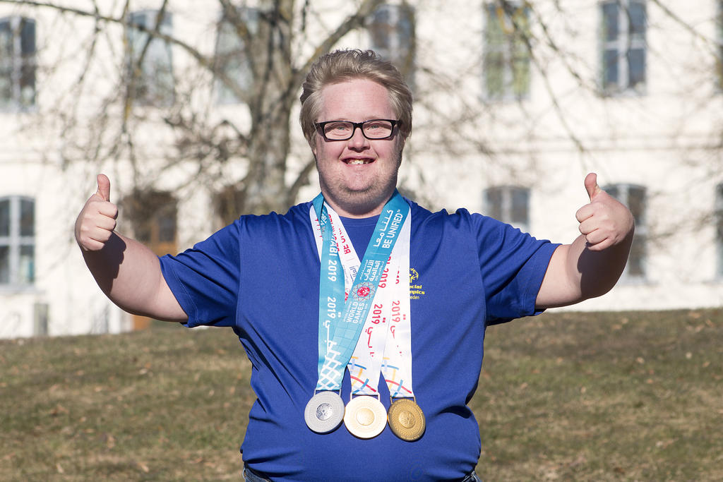 Stolt Jonathan Engström tillbaka efter succén i Special Olympics ...